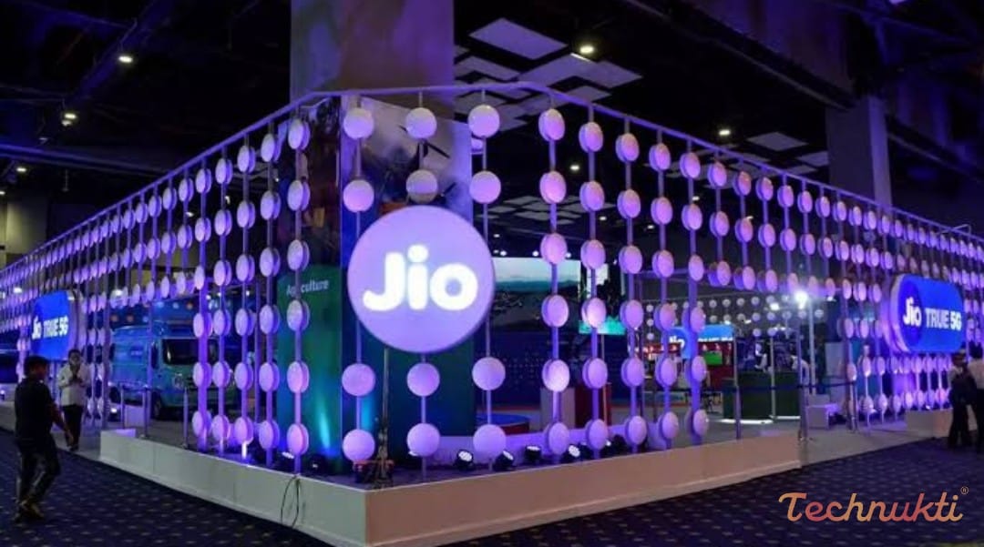 Jio Unveils New ₹100 Data Pack: 5GB Data and 90 Days of JioCinema ...