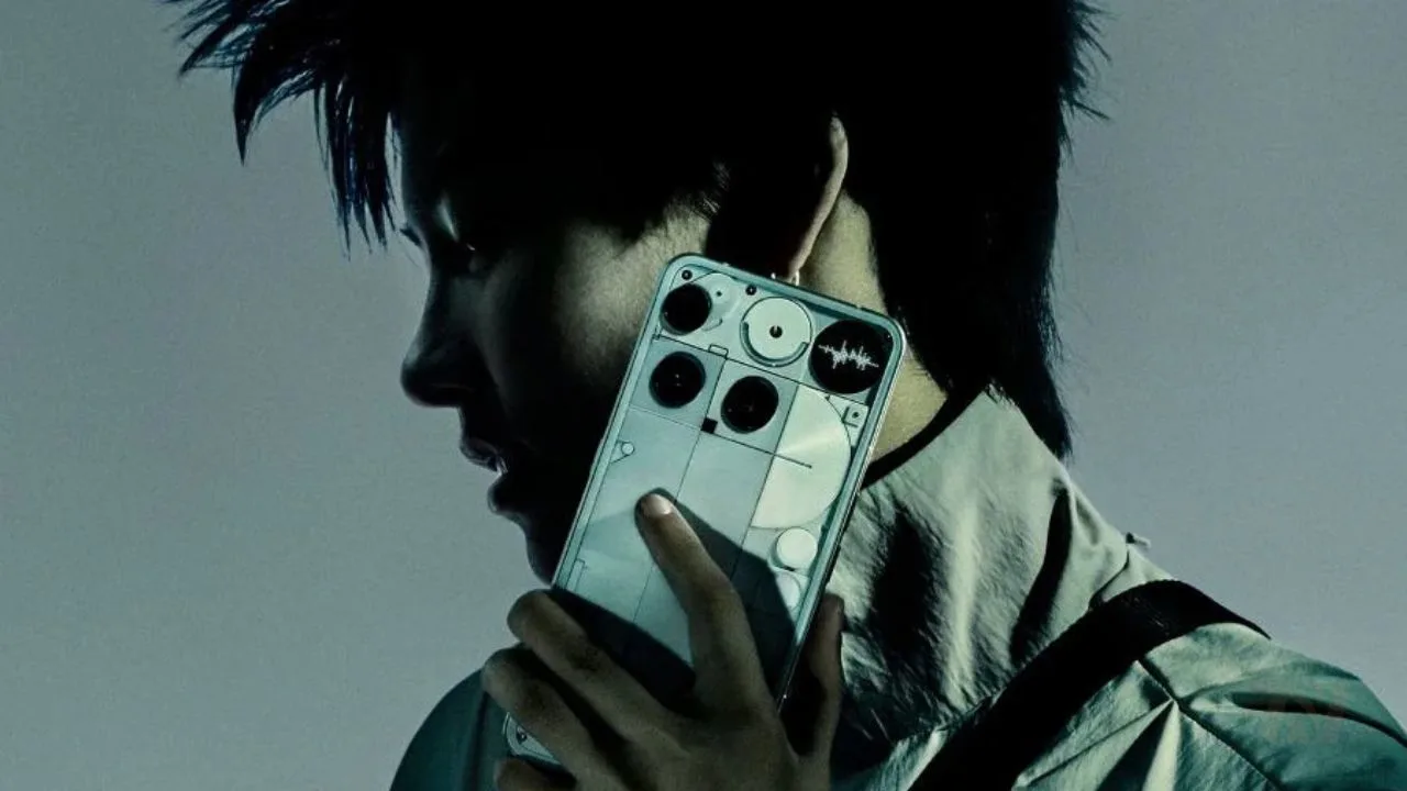 Nothing Phone (3) Is Official with Glyph Matrix, AMOLED Display & 50 MP ...